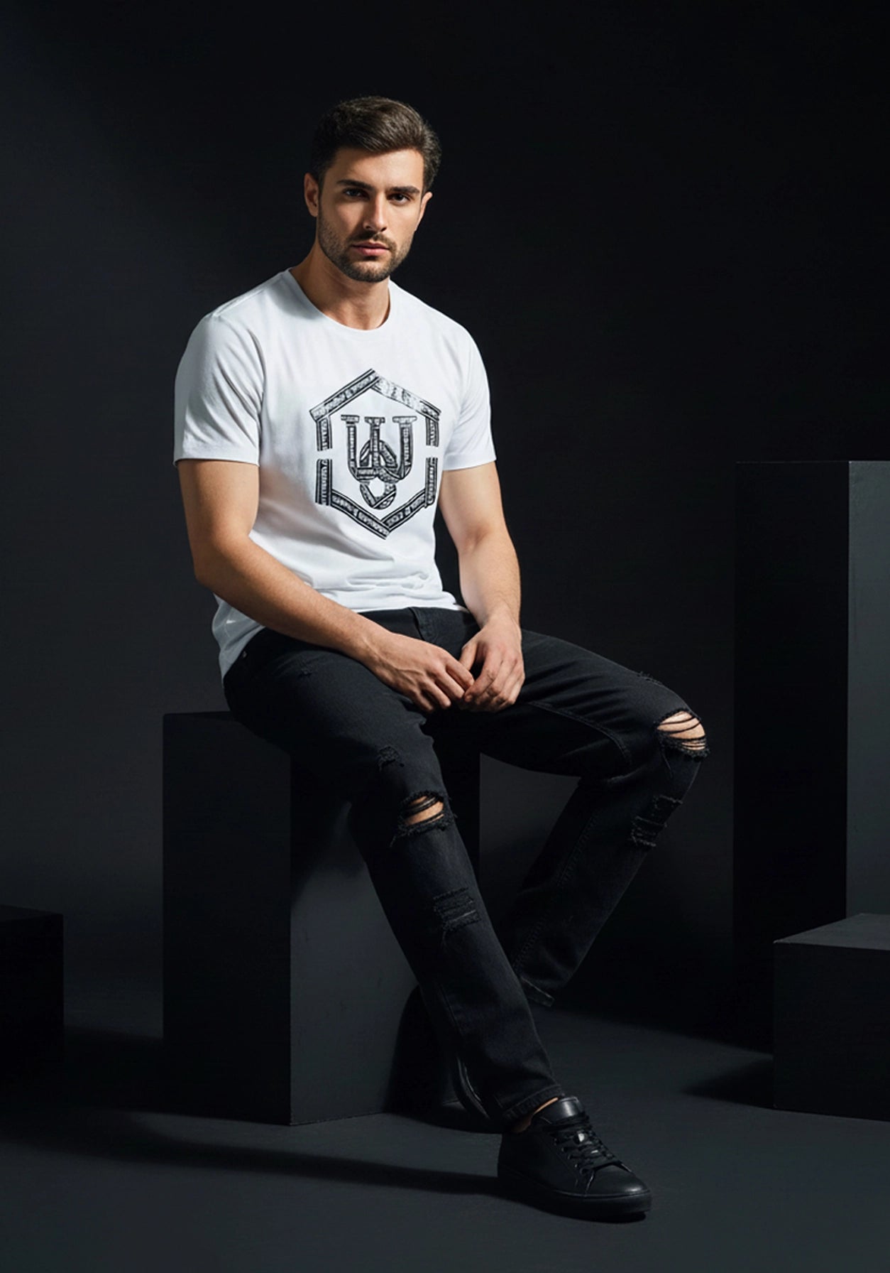 Frosted Glam Crewneck – OUTERWORLD